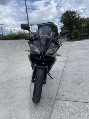 Black Yamaha YZF 2008 in Kaunas, with an engine capacity of 0.14 L and mileage of 34 thousand km for 2150 €, photo 13 on AUTOMOTO.COM.LV