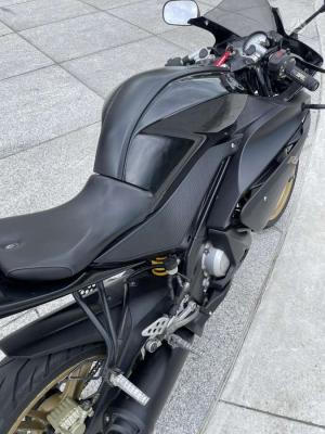 Black Yamaha YZF 2008 in Kaunas, with an engine capacity of 0.14 L and mileage of 34 thousand km for 2150 €, photo 21 on AUTOMOTO.COM.LV