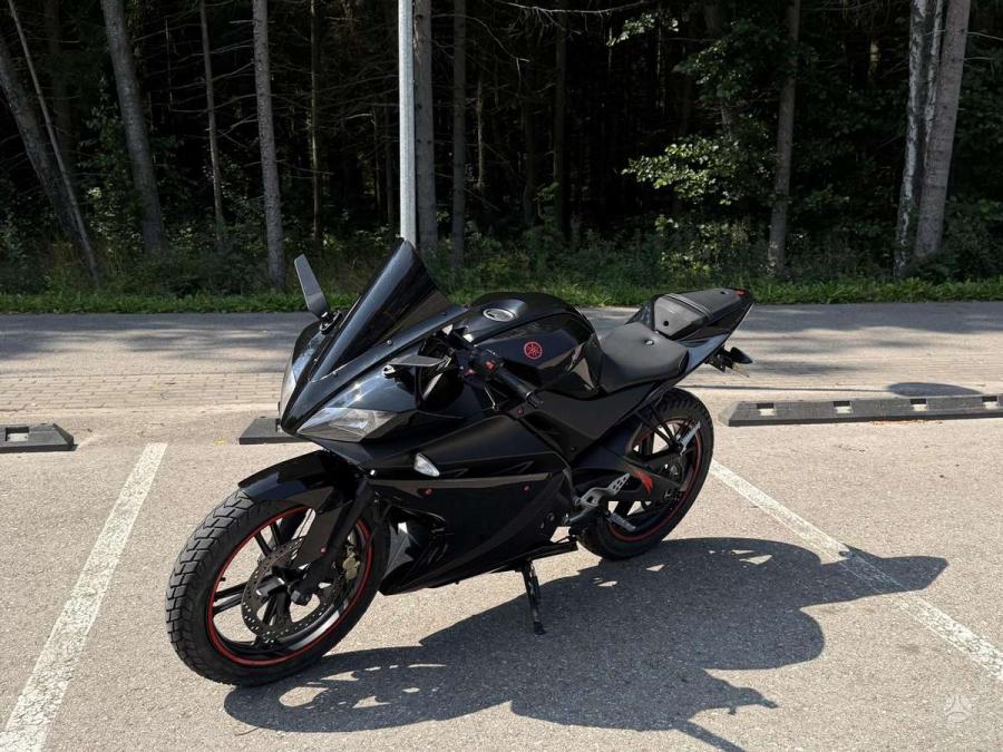 Black Yamaha YZF 2008 in Klaipeda, with an engine capacity of 0.13 L and mileage of 27 thousand km for 3200 €, photo 5 on AUTOMOTO.COM.LV