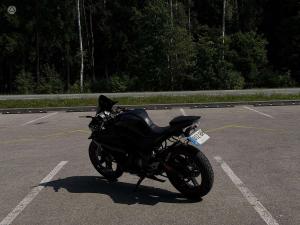 Black Yamaha YZF 2008 in Klaipeda, with an engine capacity of 0.13 L and mileage of 27 thousand km for 3200 €, photo 6 on AUTOMOTO.COM.LV