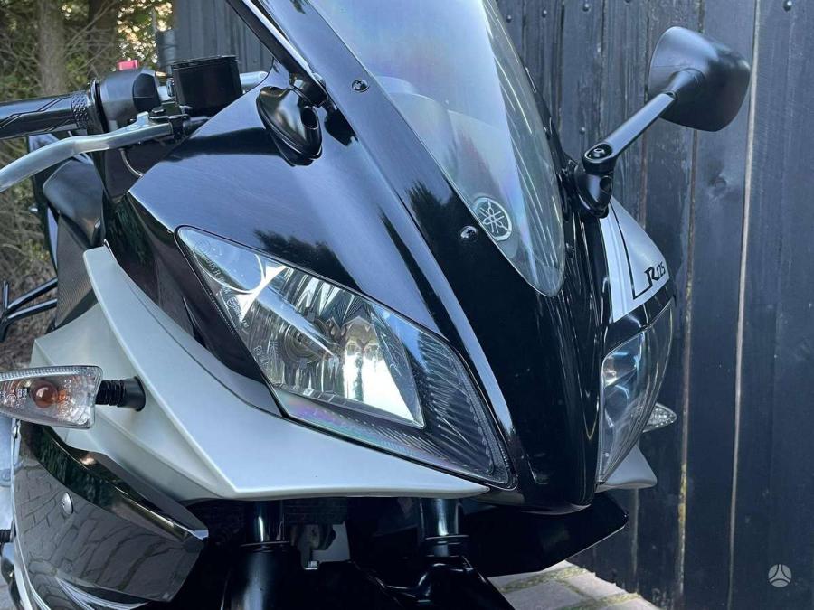 Melns Yamaha YZF 2008 Prienai, ar dzinēja tilpumu 0.13 L un nobraukumu 24 tūkst. km par 1790 €, foto 9 vietnē AUTOMOTO.COM.LV