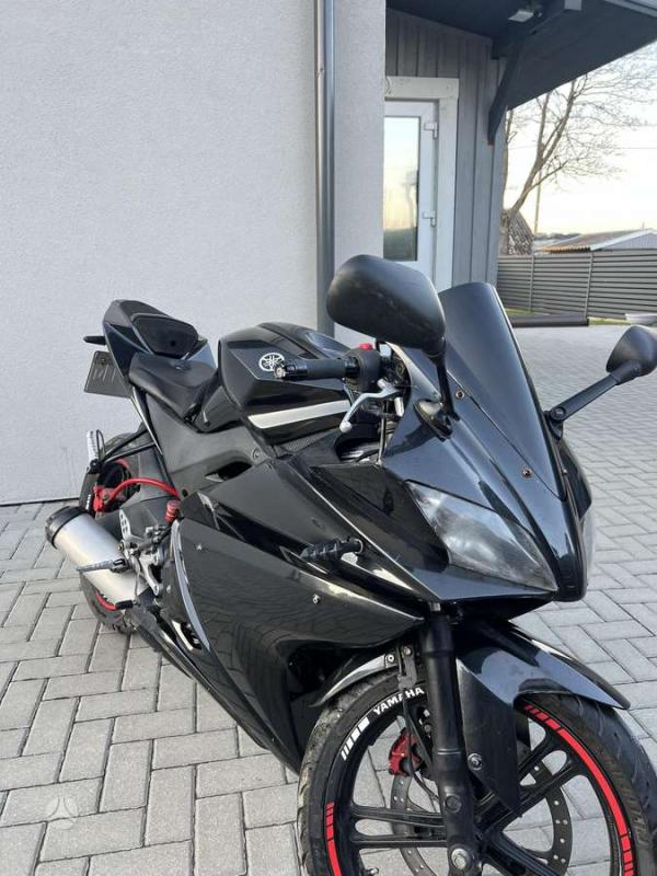 Black Yamaha YZF 2009 in Palanga, with an engine capacity of 0.00 L and mileage of 55 thousand km for 1500 €, photo 1 on AUTOMOTO.COM.LV
