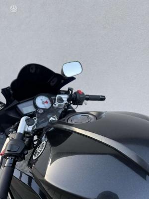 Black Yamaha YZF 2009 in Palanga, with an engine capacity of 0.00 L and mileage of 55 thousand km for 1500 €, photo 4 on AUTOMOTO.COM.LV