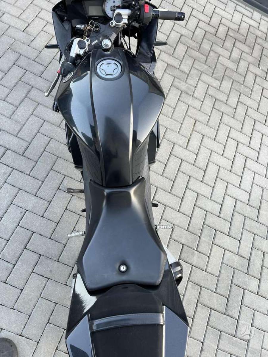 Black Yamaha YZF 2009 in Palanga, with an engine capacity of 0.00 L and mileage of 55 thousand km for 1500 €, photo 8 on AUTOMOTO.COM.LV