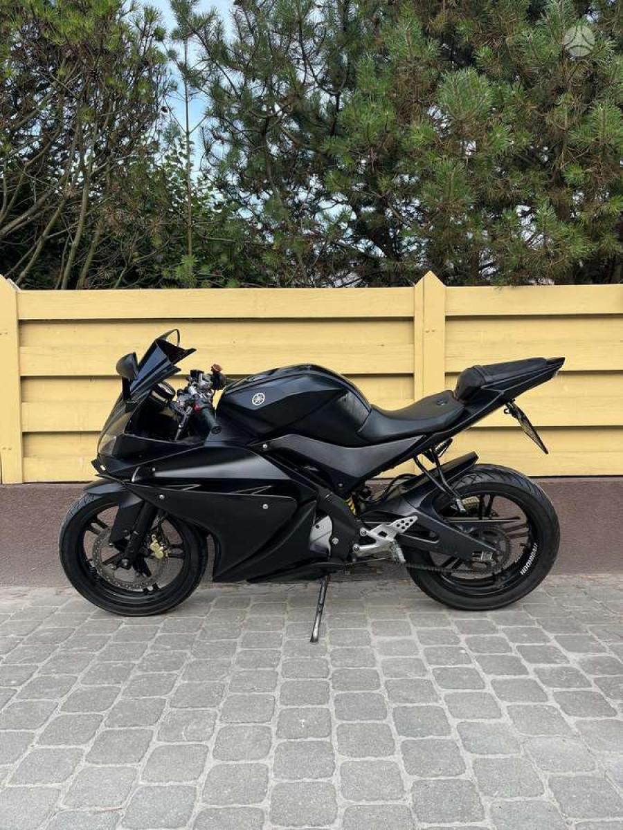 Melns Yamaha YZF 2009 Kretinga, ar dzinēja tilpumu 0.13 L un nobraukumu 63 tūkst. km par 1380 €, foto 7 vietnē AUTOMOTO.COM.LV