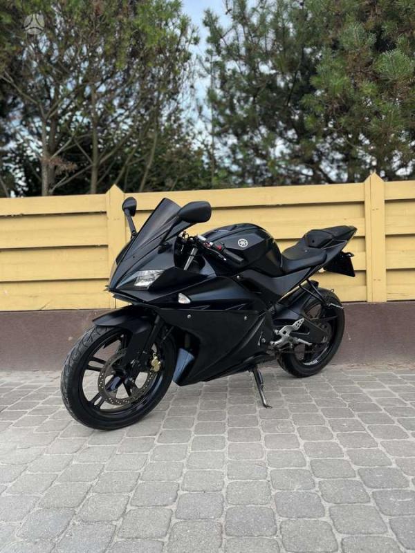 Black Yamaha YZF 2009 in Kretinga, with an engine capacity of 0.13 L and mileage of 63 thousand km for 1380 €, photo 7 on AUTOMOTO.COM.LV