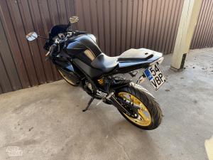 Black Yamaha YZF 2010 in Kaunas, with an engine capacity of 0.13 L and mileage of 20 thousand km for 2350 €, photo 9 on AUTOMOTO.COM.LV