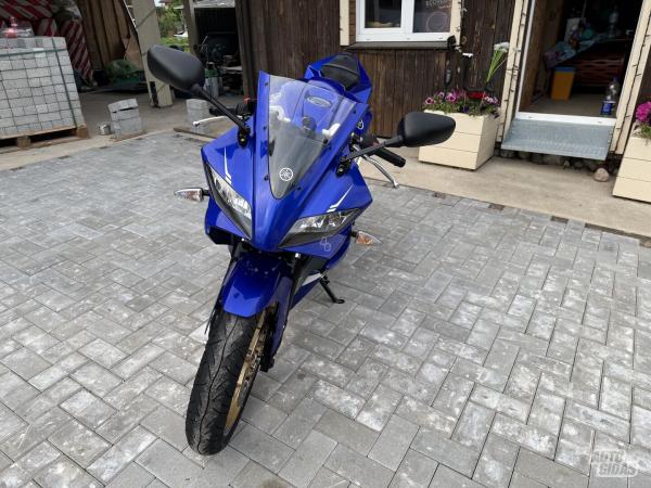 Melns Yamaha YZF 2010 Kauņa, ar dzinēja tilpumu 0.13 L un nobraukumu 23 tūkst. km par 2050 €, foto 10 vietnē AUTOMOTO.COM.LV
