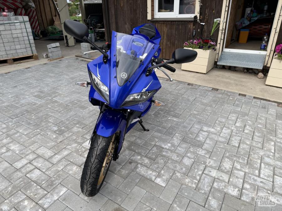 Melns Yamaha YZF 2010 Kauņa, ar dzinēja tilpumu 0.13 L un nobraukumu 23 tūkst. km par 2050 €, foto 11 vietnē AUTOMOTO.COM.LV