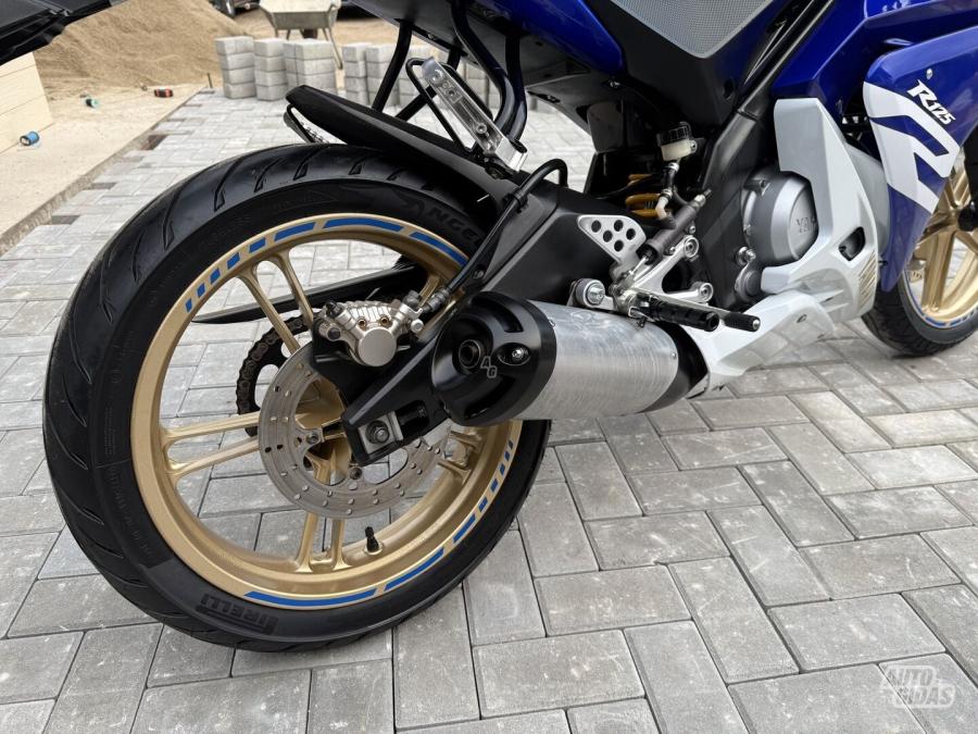 Melns Yamaha YZF 2010 Kauņa, ar dzinēja tilpumu 0.13 L un nobraukumu 23 tūkst. km par 2050 €, foto 14 vietnē AUTOMOTO.COM.LV