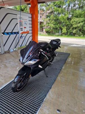 Melns Yamaha YZF 2010 Viļņa, ar dzinēja tilpumu 0.13 L un nobraukumu 27 tūkst. km par 2000 €, foto 22 vietnē AUTOMOTO.COM.LV