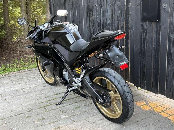 Black Yamaha YZF 2011 in Prienai, with an engine capacity of 0.13 L and mileage of 25 thousand km for 1980 €, photo 10 on AUTOMOTO.COM.LV