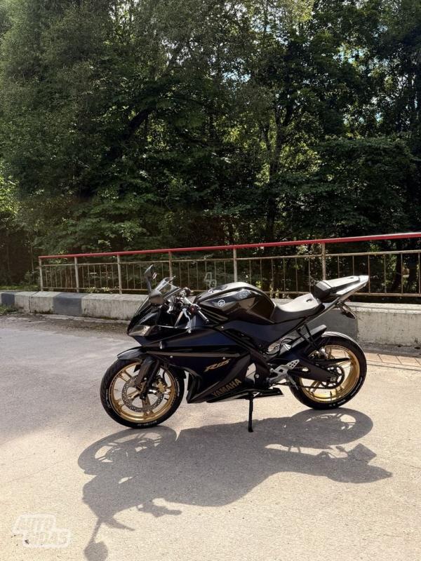 Black Yamaha YZF 2011 in Kretinga, with an engine capacity of 0.13 L and mileage of 39 thousand km for 2250 €, photo 6 on AUTOMOTO.COM.LV
