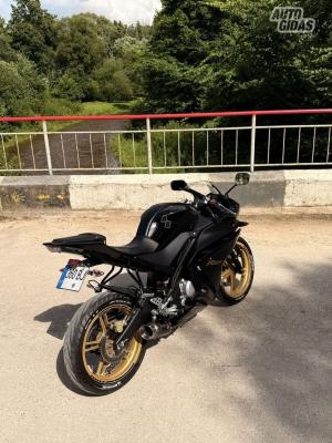 Black Yamaha YZF 2011 in Kretinga, with an engine capacity of 0.13 L and mileage of 39 thousand km for 2250 €, photo 9 on AUTOMOTO.COM.LV