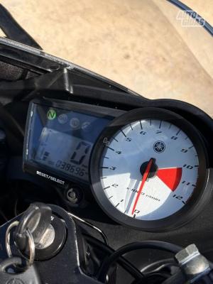 Black Yamaha YZF 2011 in Kretinga, with an engine capacity of 0.13 L and mileage of 39 thousand km for 2250 €, photo 13 on AUTOMOTO.COM.LV