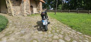 Black Yamaha YZF 2011 in Pakruojis, with an engine capacity of 0.13 L and mileage of 35 thousand km for 1550 €, photo 6 on AUTOMOTO.COM.LV
