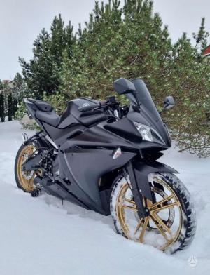 Black Yamaha YZF 2012 in Kaunas, with an engine capacity of 0.13 L and mileage of 31 thousand km for 1730 €, photo  on AUTOMOTO.COM.LV