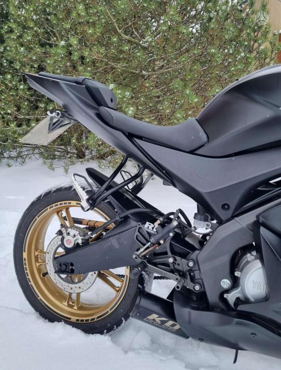 Melns Yamaha YZF 2012 Kauņa, ar dzinēja tilpumu 0.13 L un nobraukumu 31 tūkst. km par 1730 €, foto 3 vietnē AUTOMOTO.COM.LV