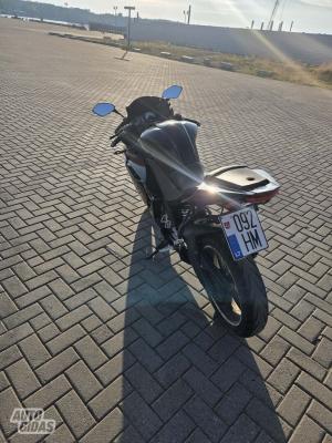 Melns Yamaha YZF 2012 Klaipėda, ar dzinēja tilpumu 0.13 L un nobraukumu 46 tūkst. km par 1800 €, foto 3 vietnē AUTOMOTO.COM.LV