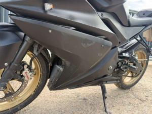 Black Yamaha YZF 2012 in Marijampole, with an engine capacity of 0.13 L and mileage of 31 thousand km for 1250 €, photo 8 on AUTOMOTO.COM.LV