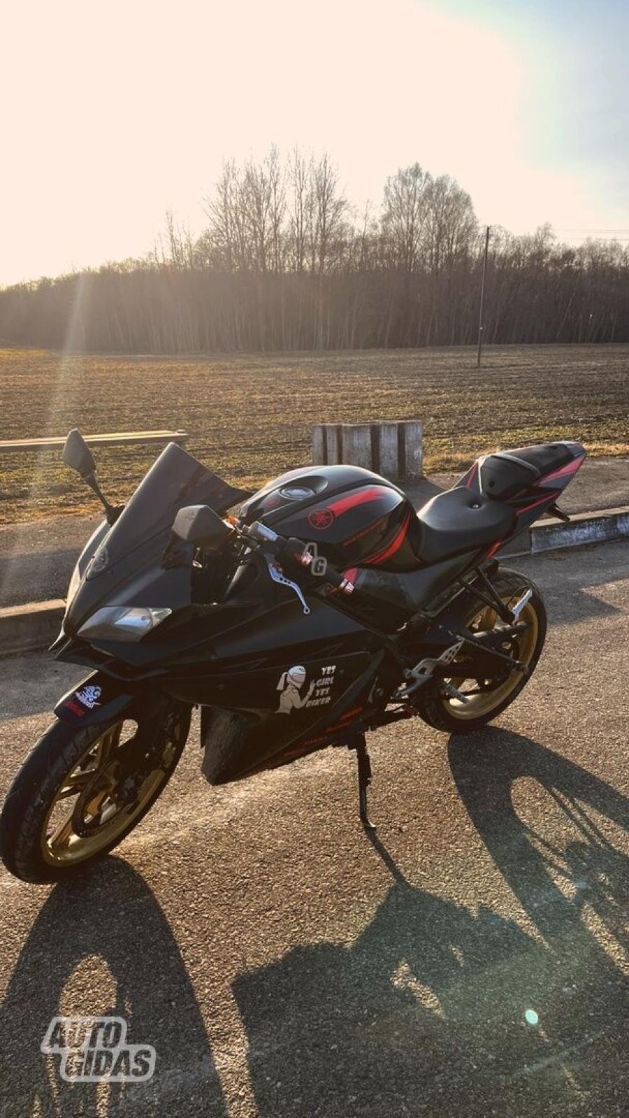 Melns Yamaha YZF 2013 Akmenė, ar dzinēja tilpumu 0.05 L un nobraukumu 55 tūkst. km par 1500 €, foto 3 vietnē AUTOMOTO.COM.LV