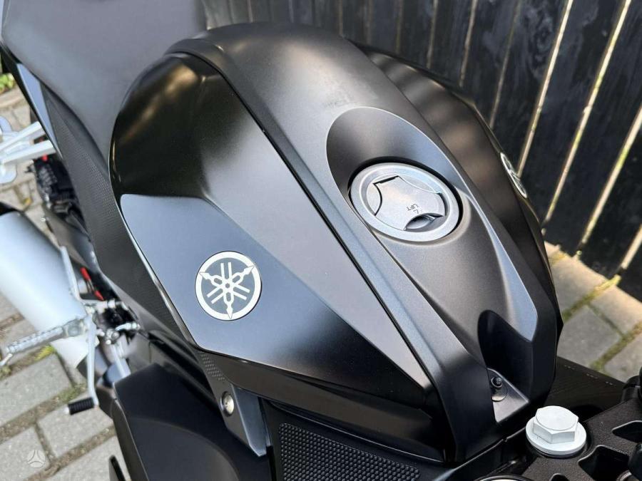 Melns Yamaha YZF 2018 Prienai, ar dzinēja tilpumu 0.13 L un nobraukumu 18 tūkst. km par 2750 €, foto 19 vietnē AUTOMOTO.COM.LV