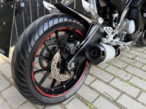 Melns Yamaha YZF 2018 Prienai, ar dzinēja tilpumu 0.13 L un nobraukumu 18 tūkst. km par 2750 €, foto 22 vietnē AUTOMOTO.COM.LV
