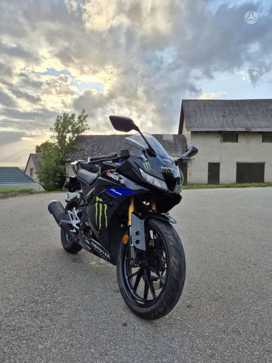 Melns Yamaha YZF 2020 Raseiniai, ar dzinēja tilpumu 0.13 L un nobraukumu 10 tūkst. km par 3500 €, foto 5 vietnē AUTOMOTO.COM.LV