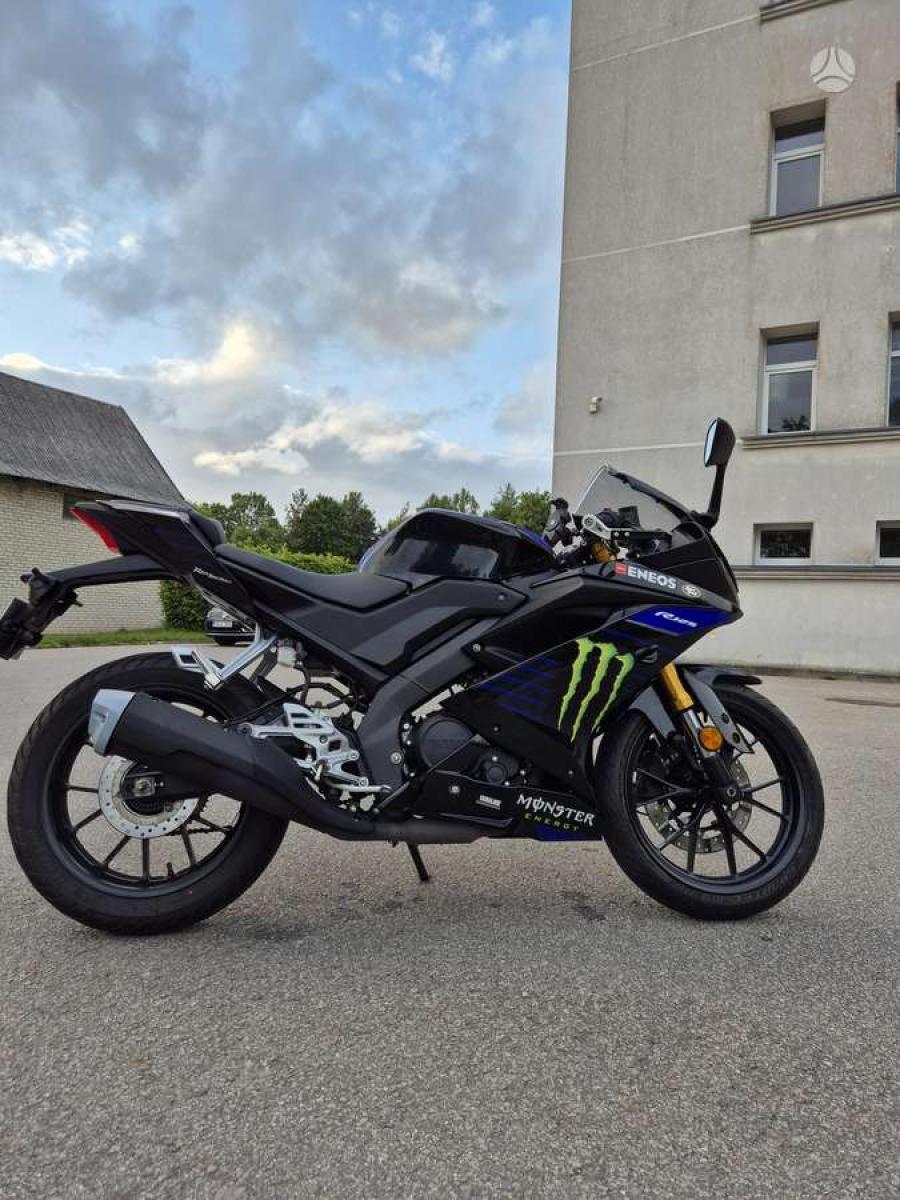 Melns Yamaha YZF 2020 Raseiniai, ar dzinēja tilpumu 0.13 L un nobraukumu 10 tūkst. km par 3500 €, foto 9 vietnē AUTOMOTO.COM.LV