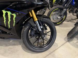 Black Yamaha YZF 2020 in Siauliai, with an engine capacity of 0.13 L and mileage of 18 thousand km for 3300 €, photo 6 on AUTOMOTO.COM.LV
