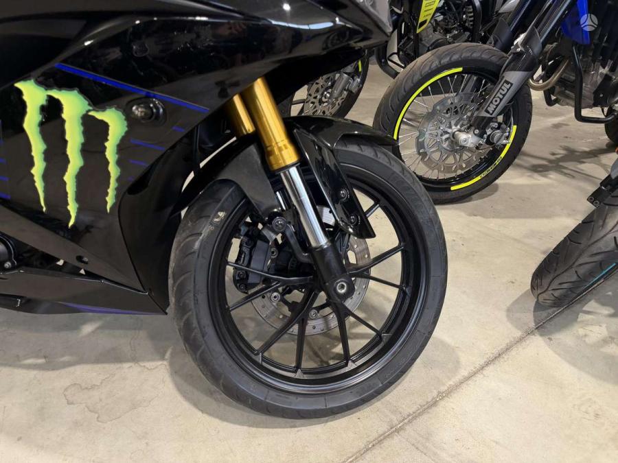 Black Yamaha YZF 2020 in Siauliai, with an engine capacity of 0.13 L and mileage of 18 thousand km for 3300 €, photo 6 on AUTOMOTO.COM.LV
