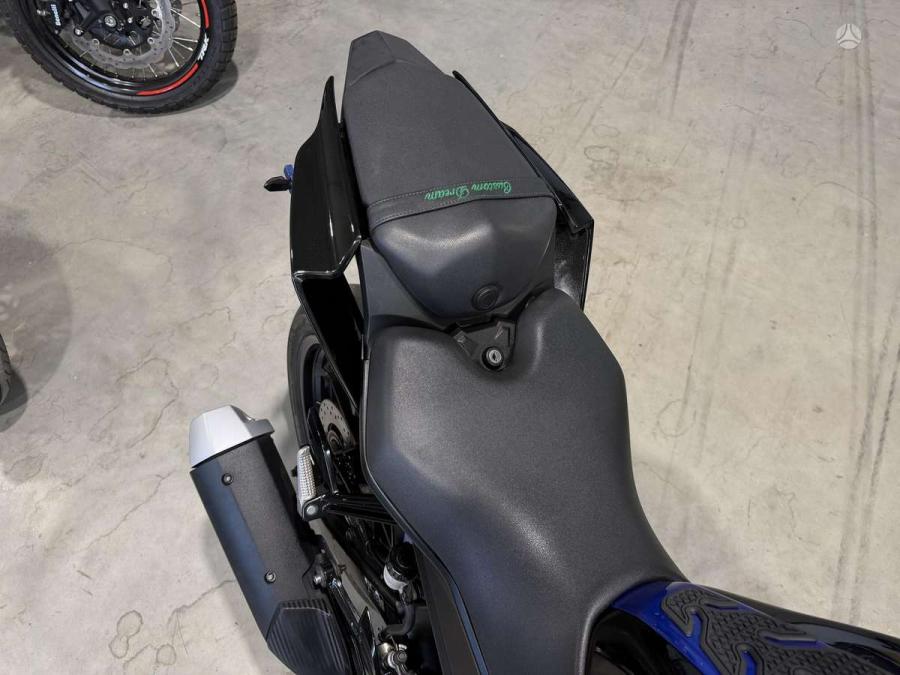 Black Yamaha YZF 2020 in Siauliai, with an engine capacity of 0.13 L and mileage of 18 thousand km for 3300 €, photo 14 on AUTOMOTO.COM.LV