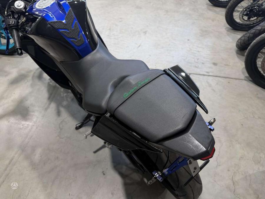 Black Yamaha YZF 2020 in Siauliai, with an engine capacity of 0.13 L and mileage of 18 thousand km for 3300 €, photo 15 on AUTOMOTO.COM.LV