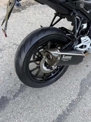 Black Yamaha YZF 2024 in Vilkaviskis, with an engine capacity of 0.13 L and mileage of 9 thousand km for 4199 €, photo 11 on AUTOMOTO.COM.LV