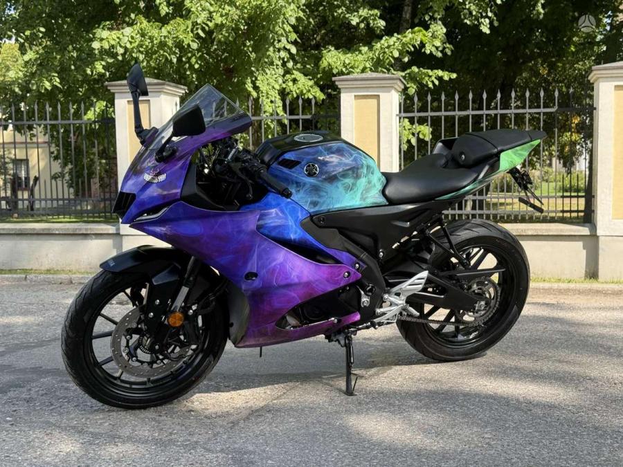 Black Yamaha YZF 2024 in Vilkaviskis, with an engine capacity of 0.13 L and mileage of 9 thousand km for 4199 €, photo 21 on AUTOMOTO.COM.LV