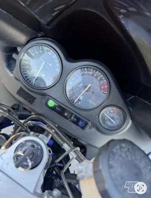 Blue Yamaha YZF 1999 in Mazeikiai, with an engine capacity of 0.60 L and mileage of 52 thousand km for 1380 €, photo 9 on AUTOMOTO.COM.LV
