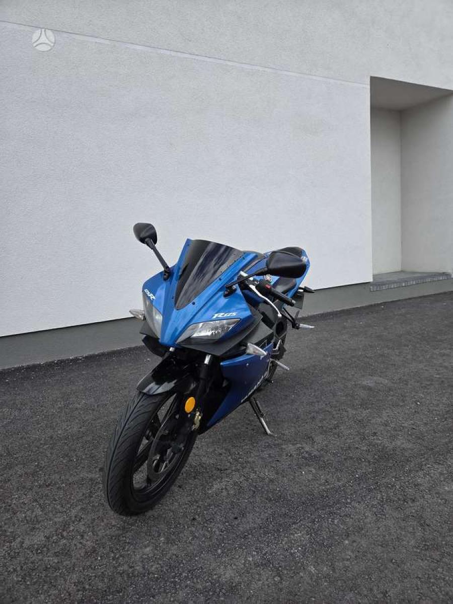 Blue Yamaha YZF 2008 in Mazeikiai, with an engine capacity of 0.13 L and mileage of 4 thousand km for 1799 €, photo 5 on AUTOMOTO.COM.LV