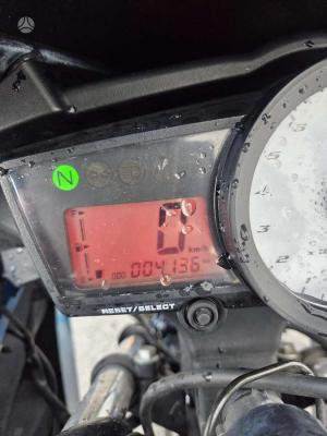 Blue Yamaha YZF 2008 in Mazeikiai, with an engine capacity of 0.13 L and mileage of 4 thousand km for 1799 €, photo 9 on AUTOMOTO.COM.LV