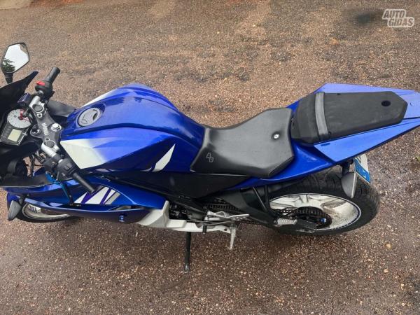 Zils Yamaha YZF 2008 Viļņa, ar dzinēja tilpumu 0.13 L un nobraukumu 70 tūkst. km par 1600 €, foto 8 vietnē AUTOMOTO.COM.LV