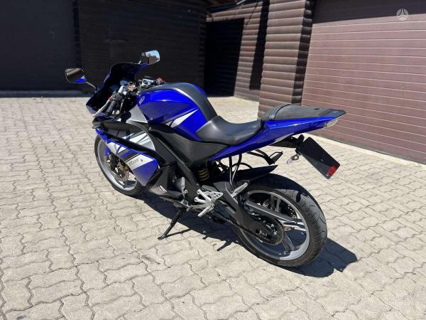 Blue Yamaha YZF 2009 in Prienai, with an engine capacity of 0.13 L and mileage of 17 thousand km for 2150 €, photo 5 on AUTOMOTO.COM.LV