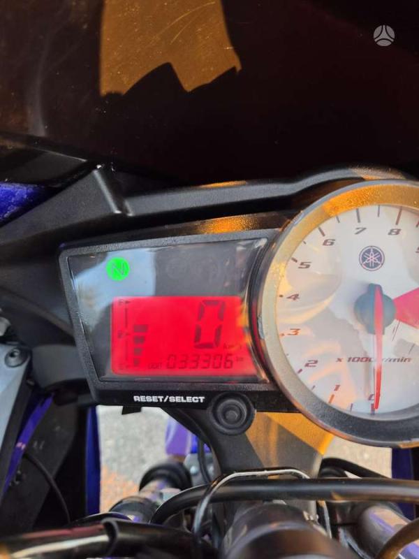 Blue Yamaha YZF 2009 in Kupiskis, with an engine capacity of 0.13 L and mileage of 33 thousand km for 1800 €, photo 4 on AUTOMOTO.COM.LV