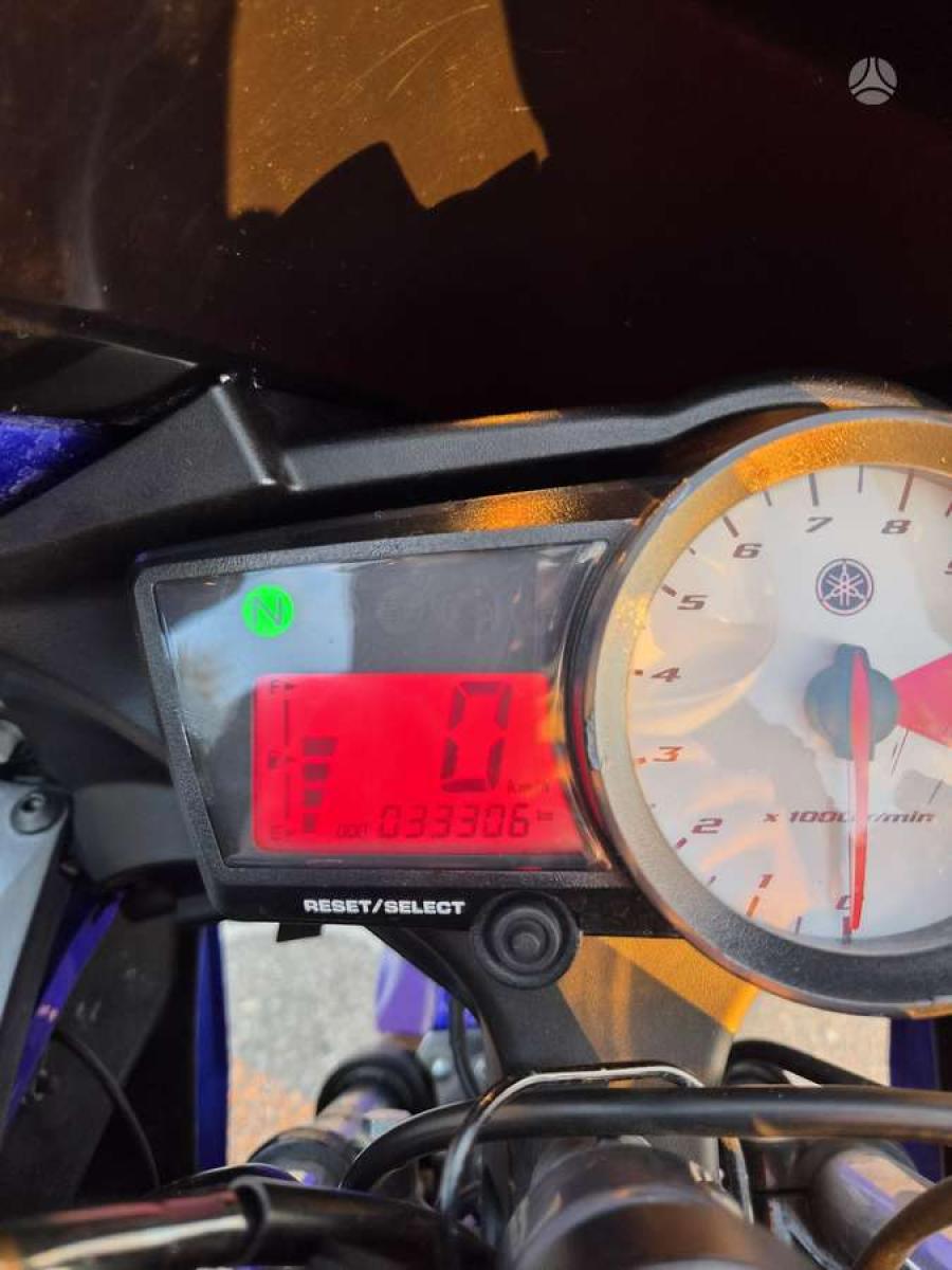 Zils Yamaha YZF 2009 Kupiškis, ar dzinēja tilpumu 0.13 L un nobraukumu 33 tūkst. km par 1800 €, foto 5 vietnē AUTOMOTO.COM.LV