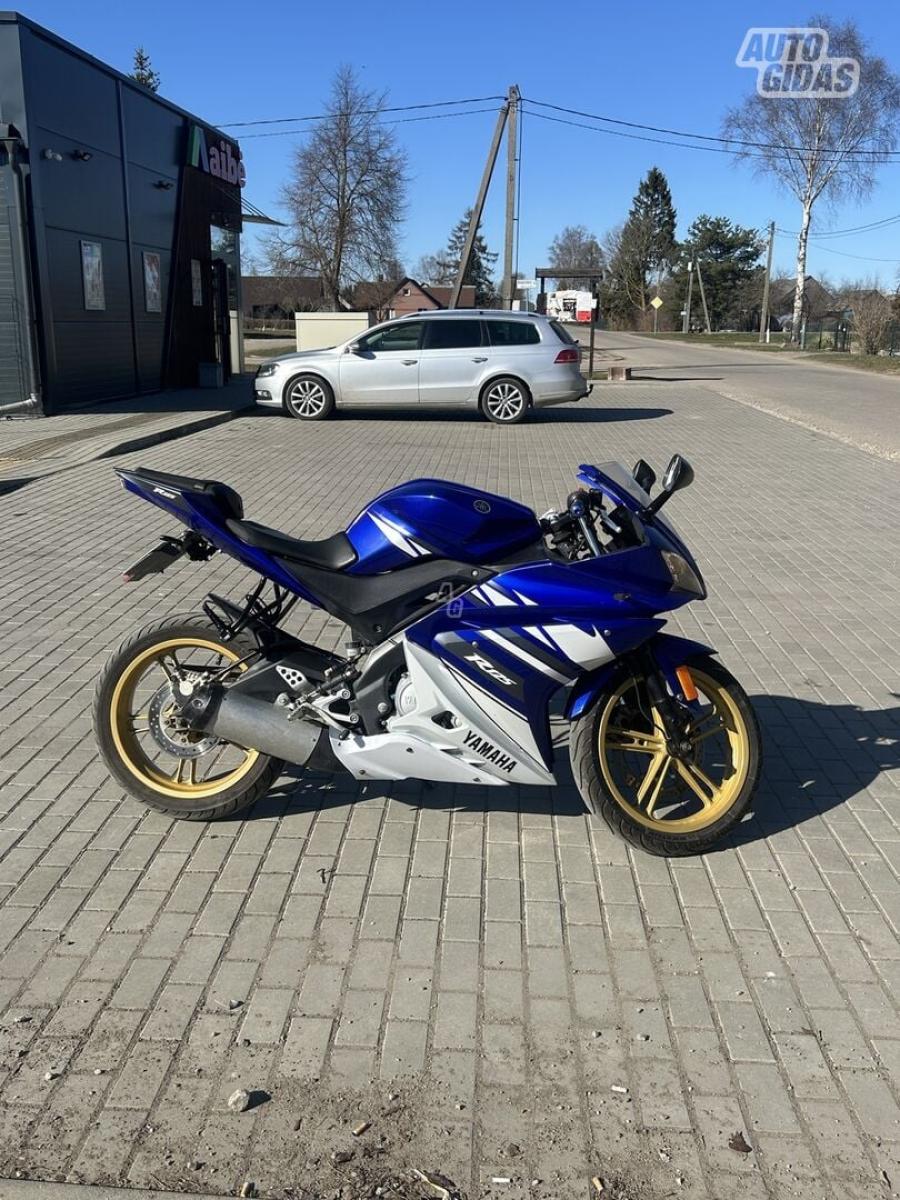 Zils Yamaha YZF 2010 Raseiniai, ar dzinēja tilpumu 0.13 L un nobraukumu 36 tūkst. km par 1800 €, foto 2 vietnē AUTOMOTO.COM.LV