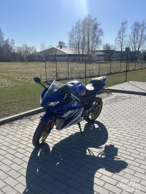 Zils Yamaha YZF 2010 Raseiniai, ar dzinēja tilpumu 0.13 L un nobraukumu 36 tūkst. km par 1800 €, foto 6 vietnē AUTOMOTO.COM.LV