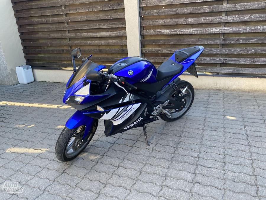 Blue Yamaha YZF 2011 in Mazeikiai, with an engine capacity of 0.13 L and mileage of 23 thousand km for 1700 €, photo 3 on AUTOMOTO.COM.LV