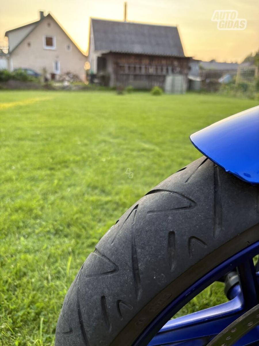 Blue Yamaha YZF 2013 in Mazeikiai, with an engine capacity of 0.13 L and mileage of 53 thousand km for 1750 €, photo 12 on AUTOMOTO.COM.LV