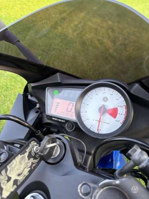 Zils Yamaha YZF 2013 Mažeikiai, ar dzinēja tilpumu 0.13 L un nobraukumu 53 tūkst. km par 1750 €, foto 10 vietnē AUTOMOTO.COM.LV