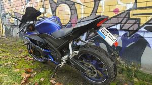 Zils Yamaha YZF 2020 Kauņa, ar dzinēja tilpumu 0.13 L un nobraukumu 20 tūkst. km par 2950 €, foto 5 vietnē AUTOMOTO.COM.LV