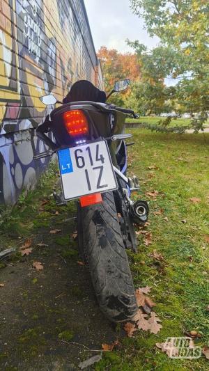 Zils Yamaha YZF 2020 Kauņa, ar dzinēja tilpumu 0.13 L un nobraukumu 20 tūkst. km par 2950 €, foto 17 vietnē AUTOMOTO.COM.LV