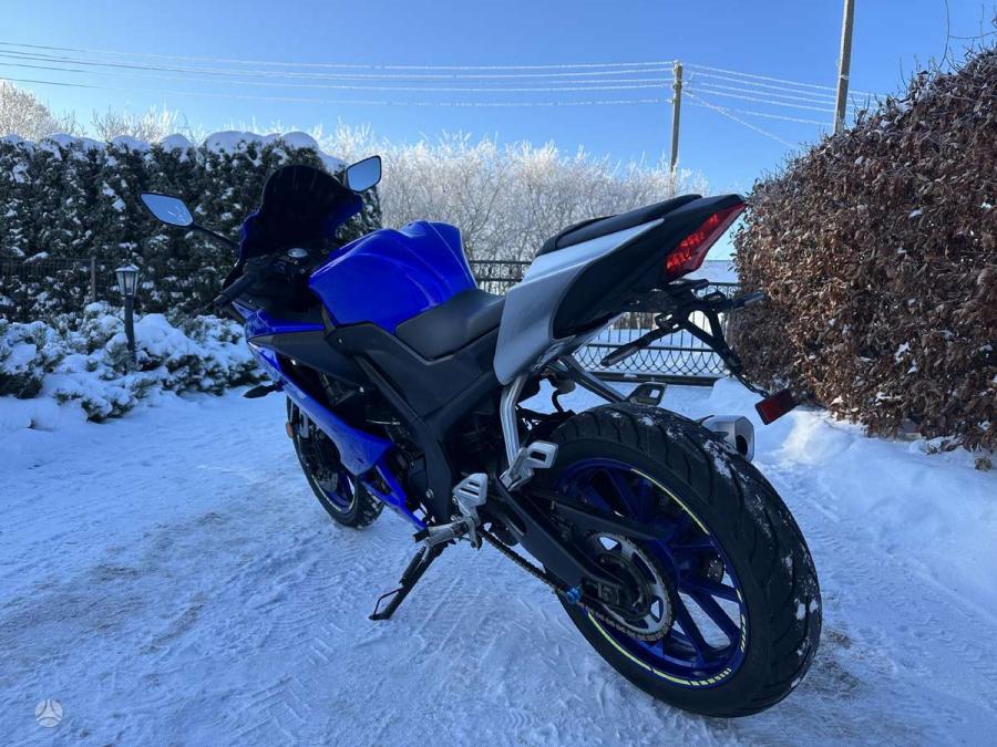 Blue Yamaha YZF 2021 in Siauliai, with an engine capacity of 0.13 L and mileage of 16 thousand km for 3790 €, photo 8 on AUTOMOTO.COM.LV